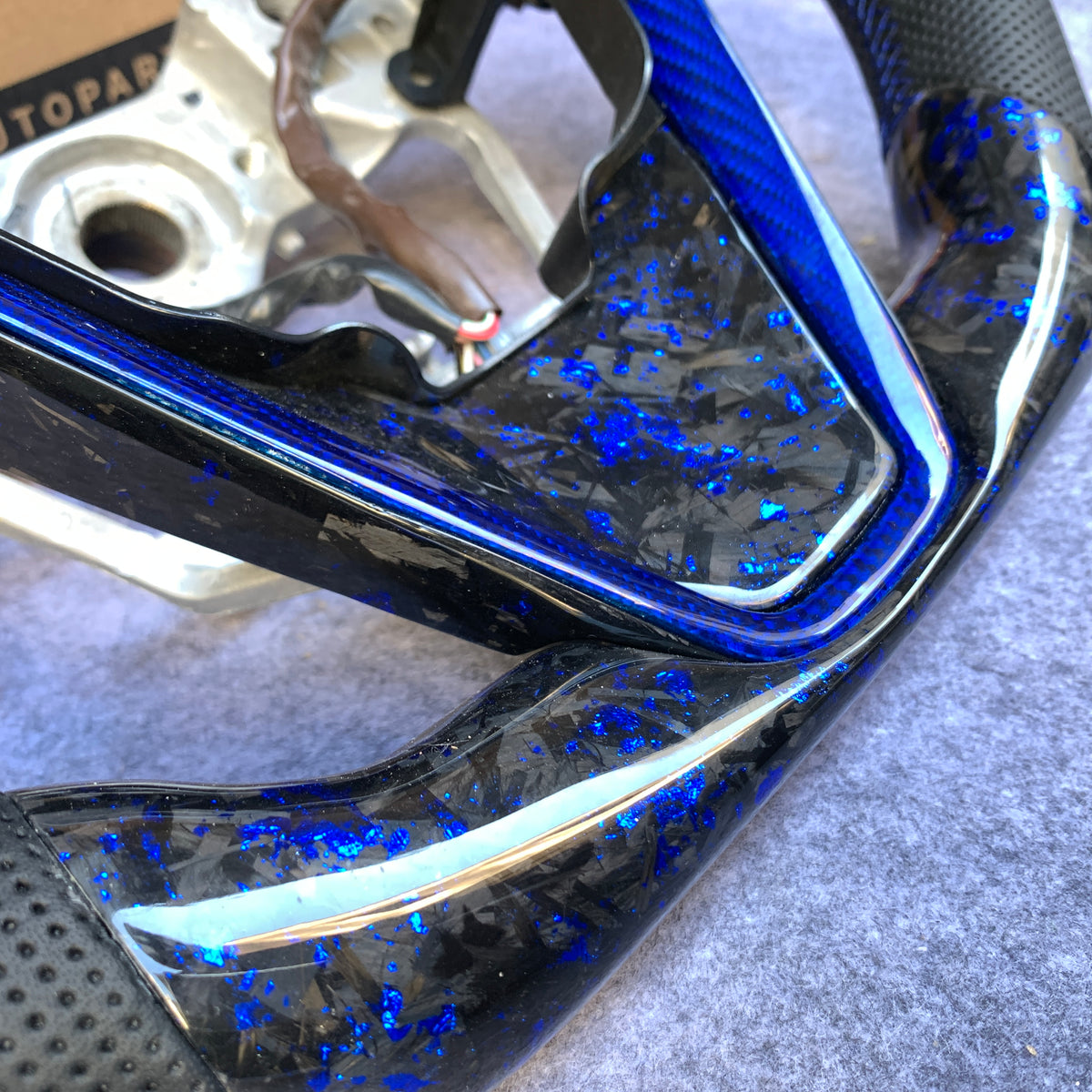 CZD Toyota Avalon 2019-2021 blue flake forged carbon fiber steering wh ...